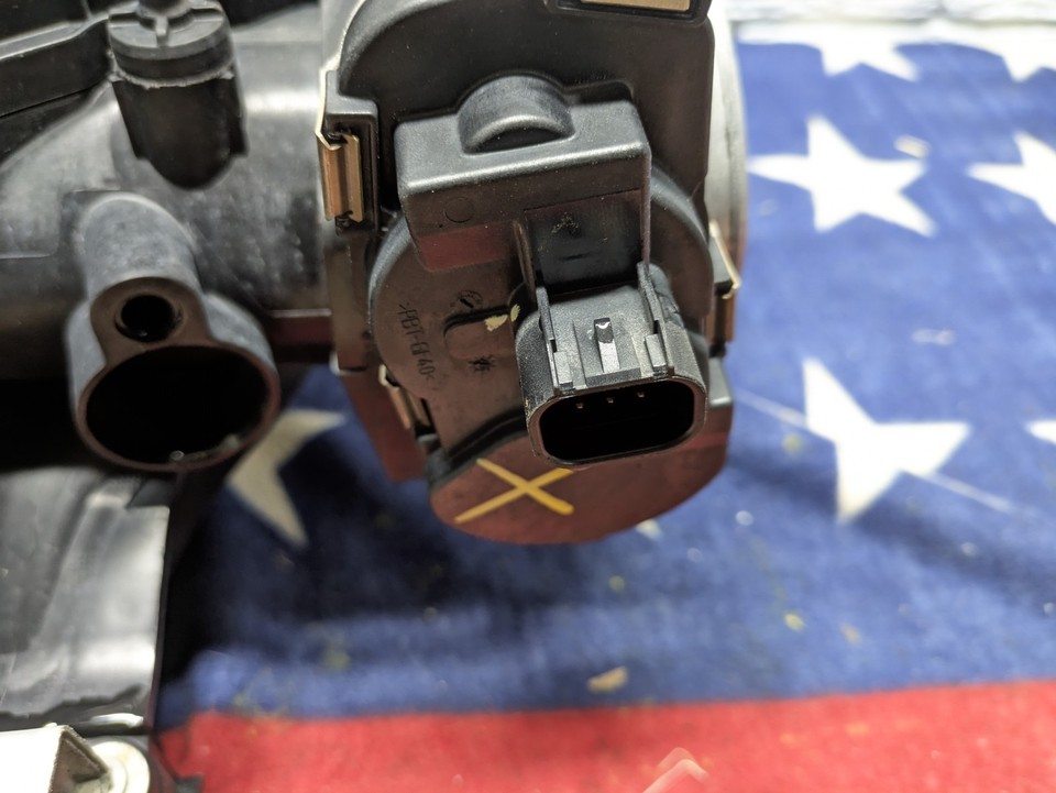 2006-2009 NBS Trailblazer SS TBSS LS2 Complete Intake Manifold Throttle ...