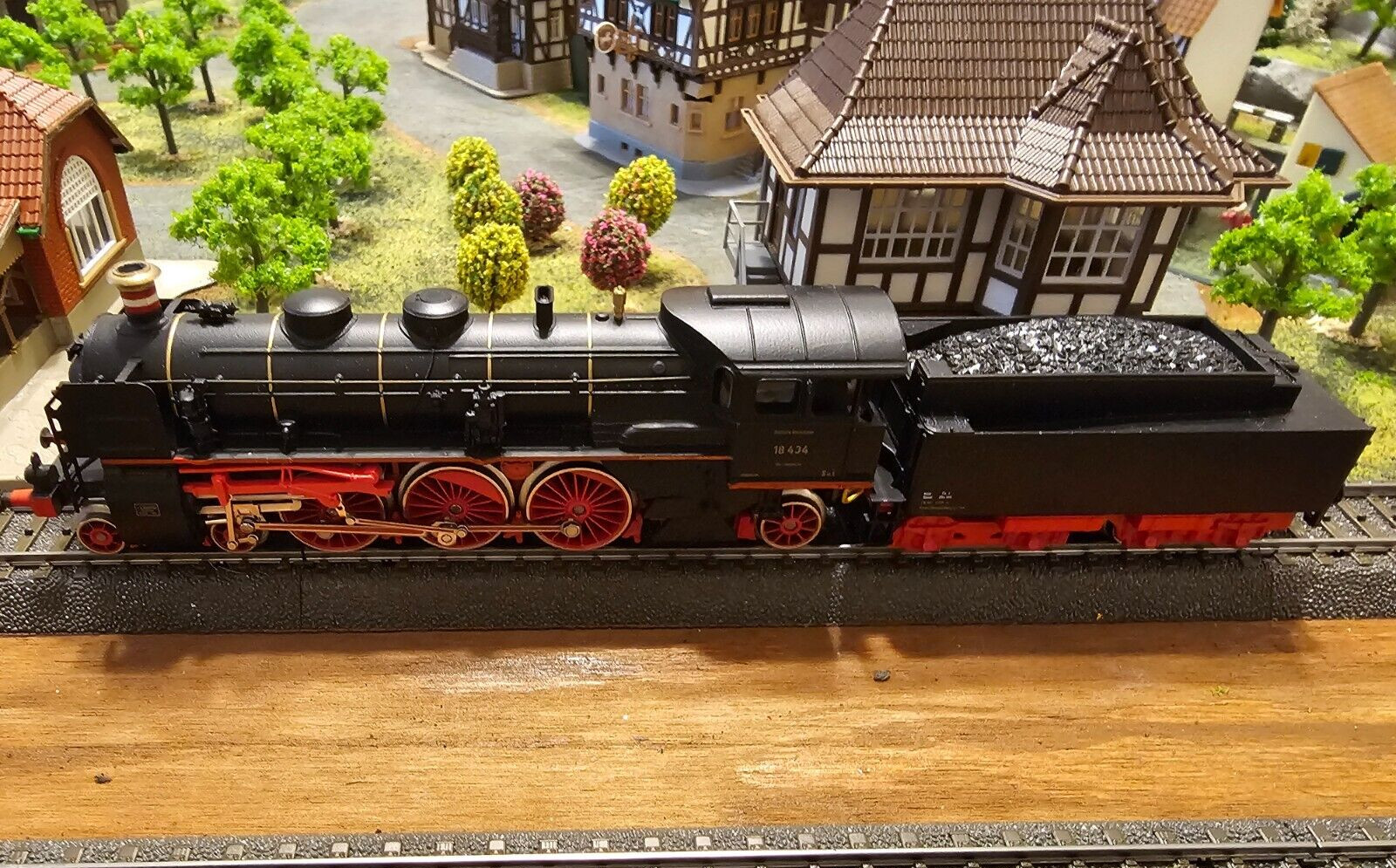 Marklin Digital H0 3618 BR18.4 Steam Locomotive & Tender w/ Box ...