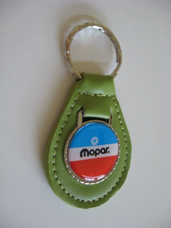 MOPAR RED WHITE BLUE DODGE CHRYSLER PLYMOUTH LOGO KEYCHAIN KEYRING ...