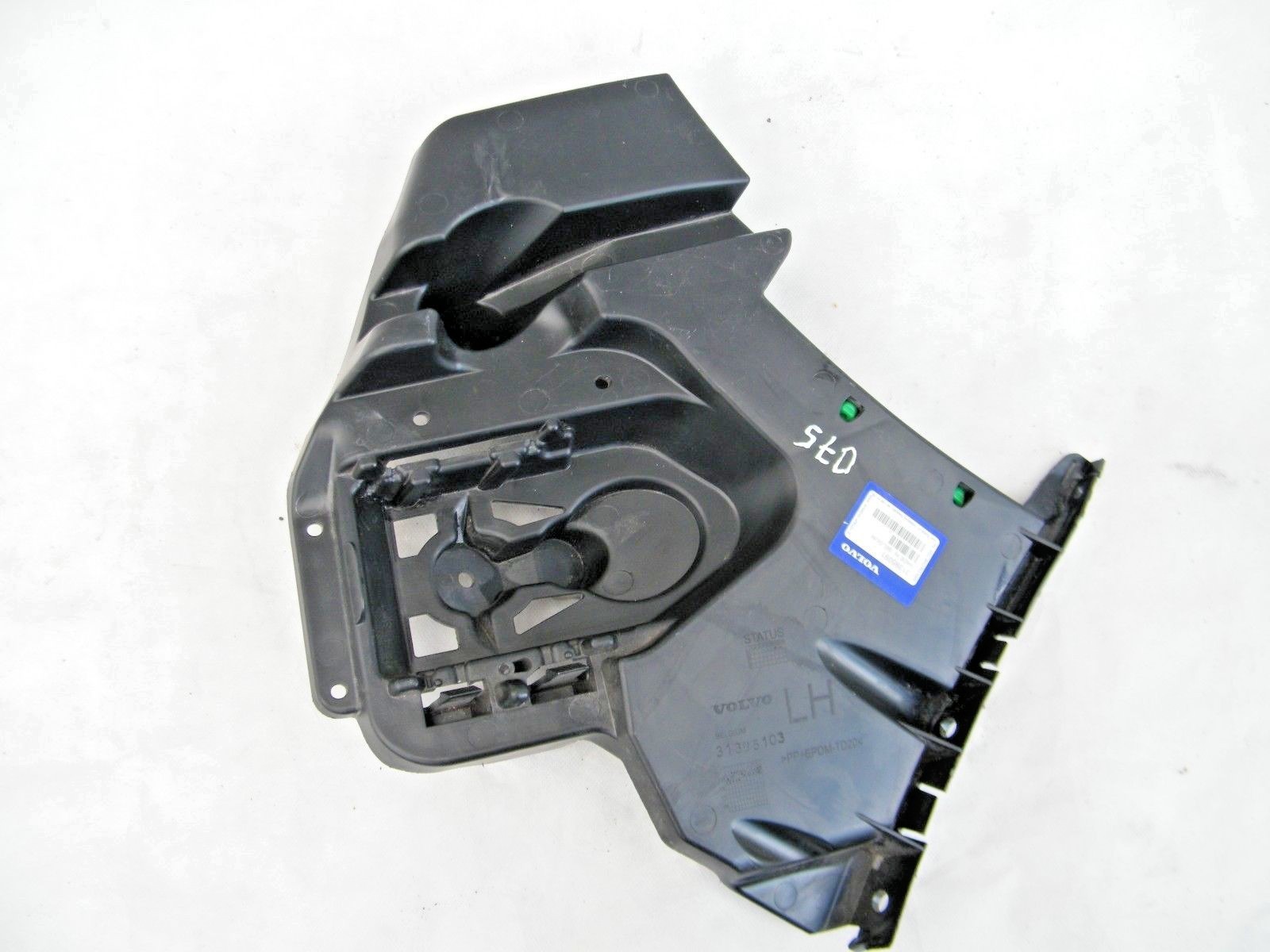 Volvo V40 II Typ M 2012-2017 Holder rear bumper left 31395091 (075) | eBay