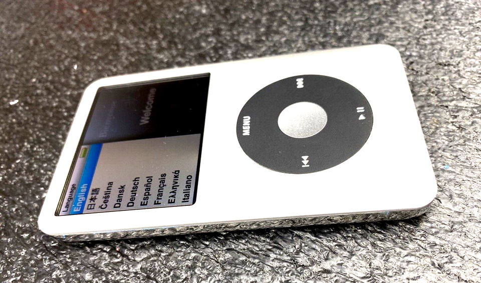 Apple iPod classic 7th Generation Silver /B (256 GB) MP3 - Excellent ...