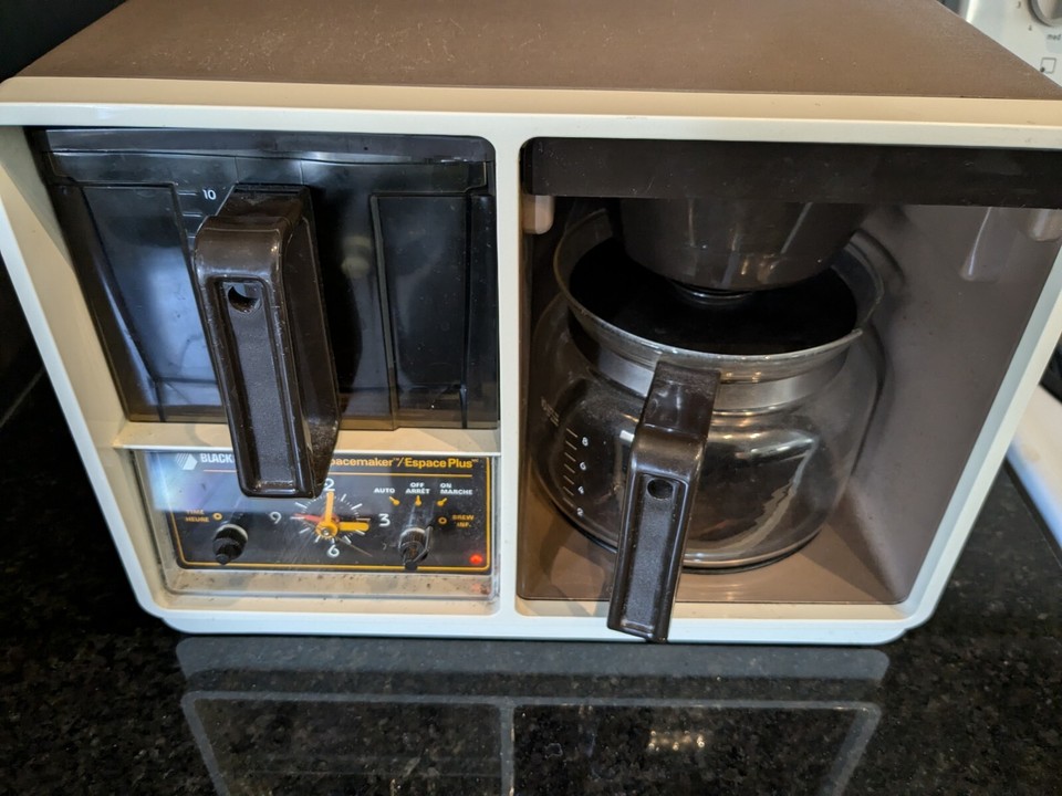 Vintage Black & Decker Spacemaker Coffee Maker Clock Timer - Tested | eBay