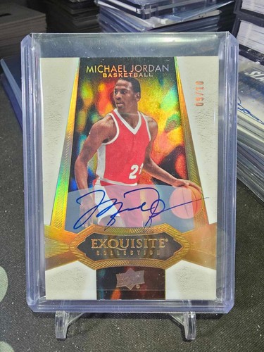 2021 Upper Deck Exquisite Collection Michael Jordan Autograph V-MJ GOLD ...