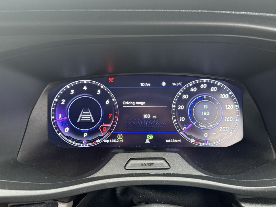 VW Transporter T6.1 LWB DSG 150 Pop Top Air Suspension Bucket Seats ...