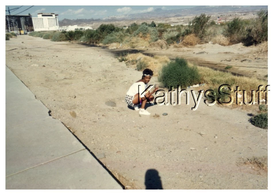 Crouching Side