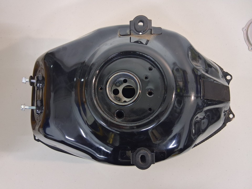 2016 Yamaha R3 YZF-R3 YZFR3 FUEL TANK GAS OEM 15-18 | eBay