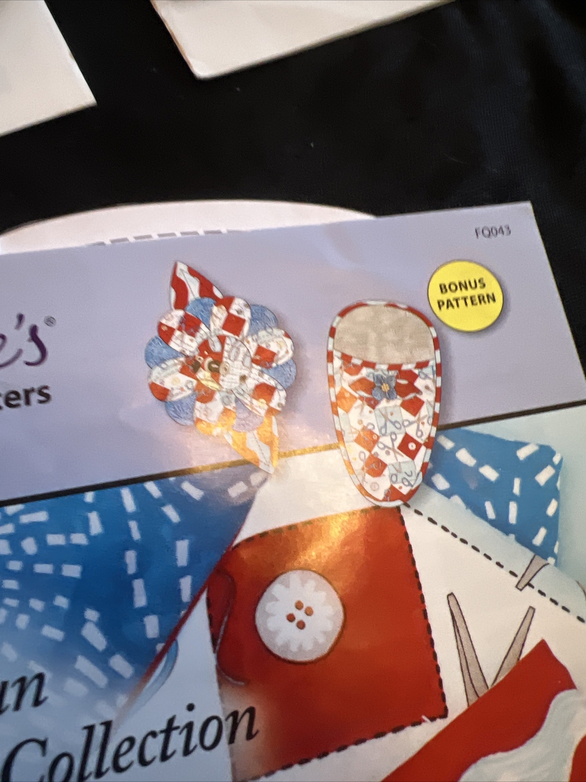 Lot Of Five Quilt Project Patterns By Annie’s Table Runner Bag Placemat ...