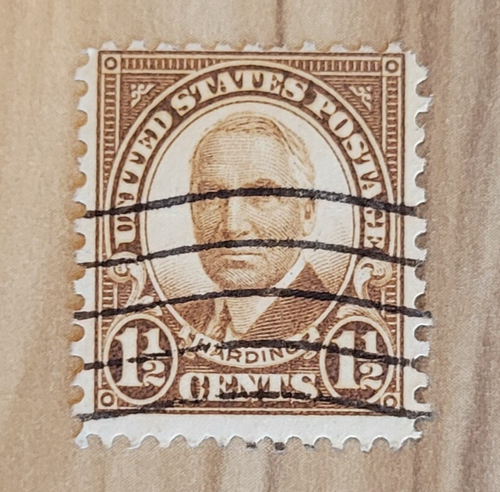 1930 US Harding 1 1/2 Cent Stamp Rotary Brown 11 x 10 1/2 Perf Scott ...
