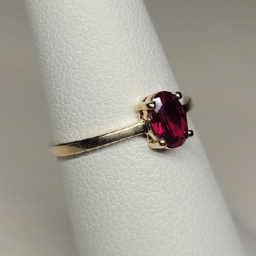 VINTAGE 10K Yellow Gold Red Topaz Ring Size 5.5 Hallmarked TRU GLO 10K ...