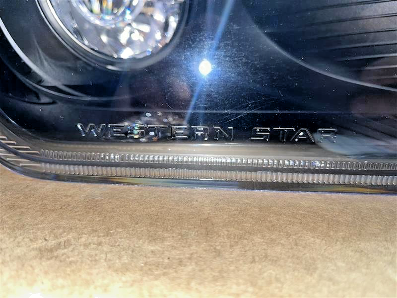 NEW OEM Western Star 47X 49X LED RH Passenger Side Headlamp A66-10227 ...