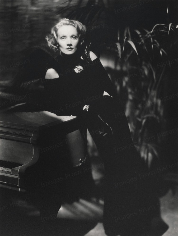 8x10 Print Marlene Dietrich Elsa Schiaparelli by William Walling 1934 # ...