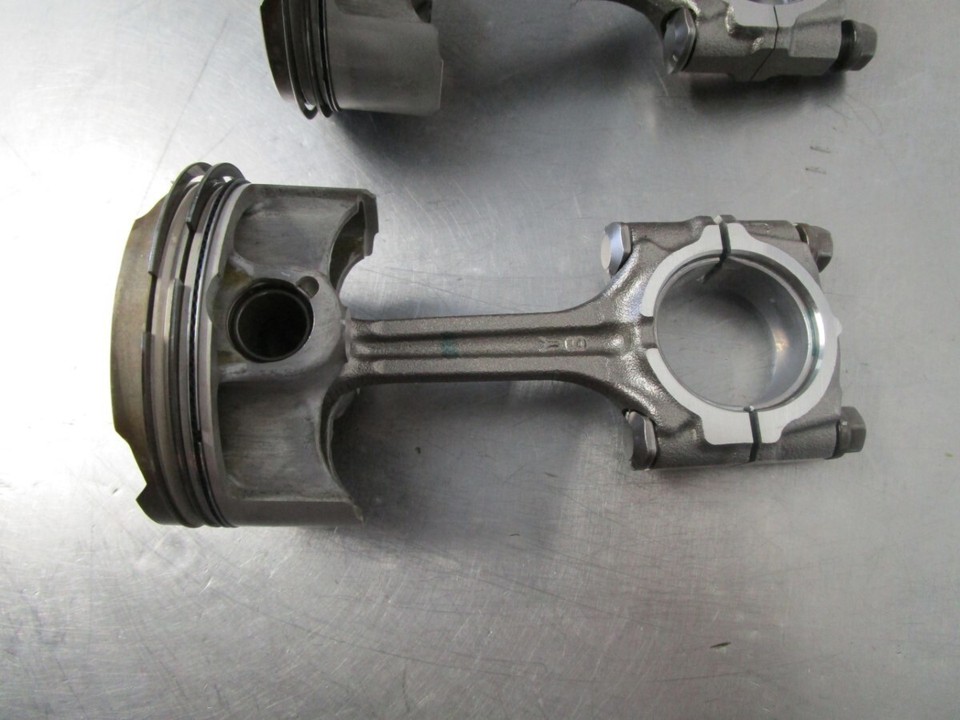 YAMAHA YZF R6 06 07 Engine Piston & Conrod Set OEM #3 | eBay