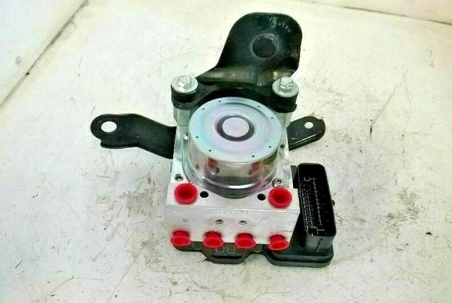 2017 Toyota Corolla Sedan Anti Lock Brake Break ABS Actuator Pump ...