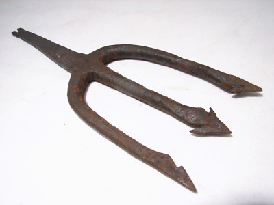 Neat Antique 3 Tine Fish Eel Frog Gig Tool Spear Head Fishing Hand ...