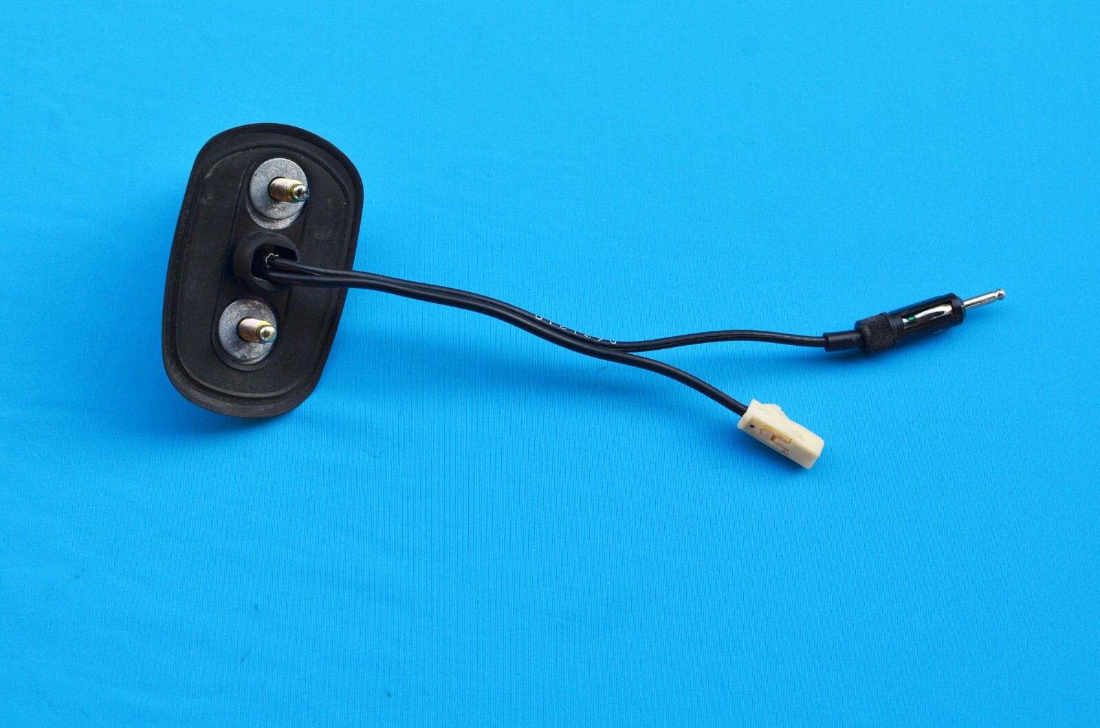 2001-2005 Lexus IS300 Genuine OEM Roof Mount Radio Antenna Base 86309 ...