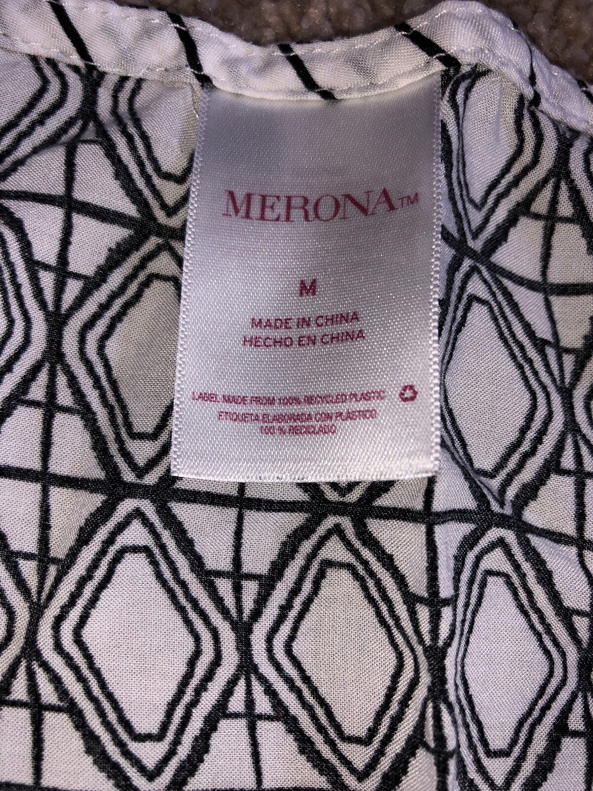 Womens Merona Target Medium Black And White Patterned V Neck Top Short ...