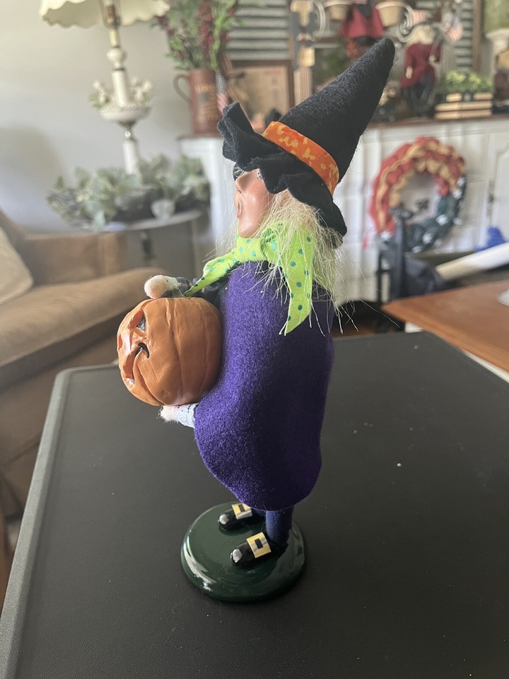 RARE Byers Choice Halloween Witch w/ Jack-O-Lantern Pumpkin Caroler ...