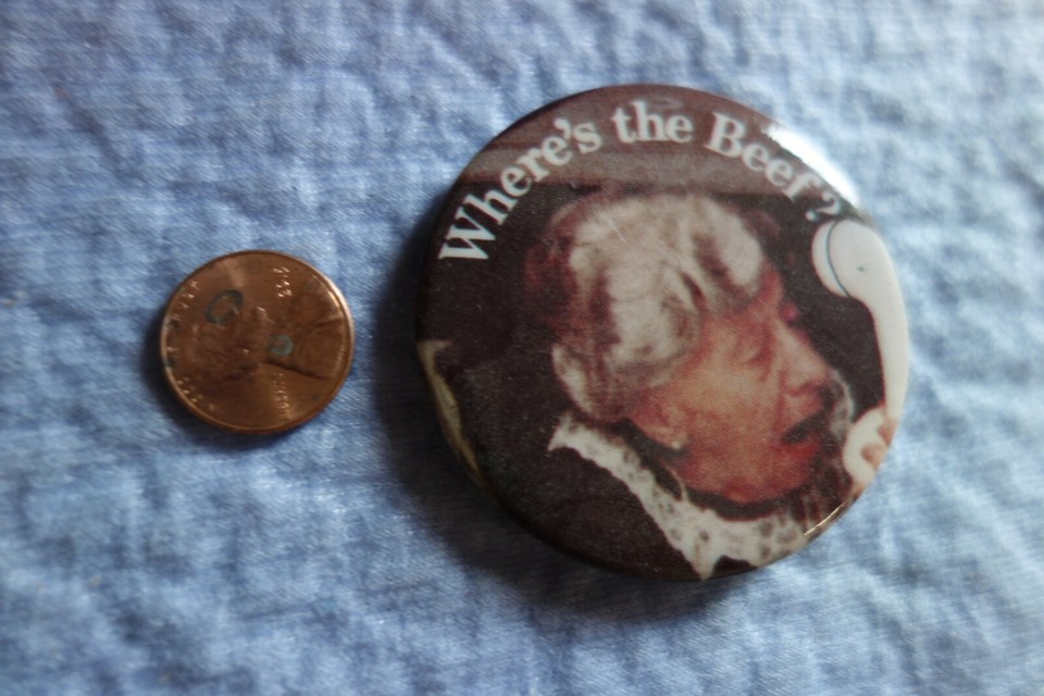 VINTAGE WENDY'S WHERE'S THE BEEF? PINBACK BUTTON CLARA PELLER | eBay