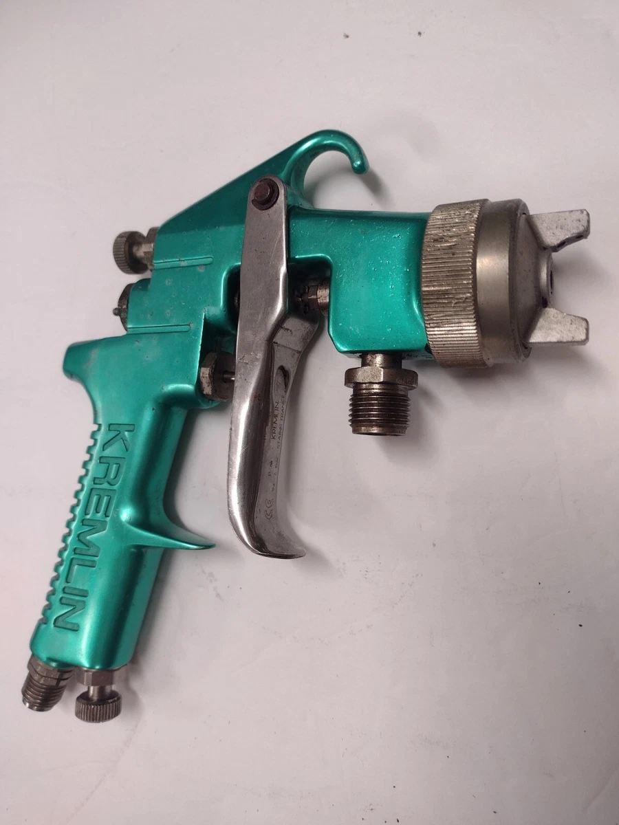 Kremlin Spray Guns
