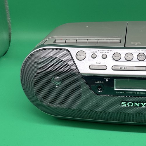 Sony CFD-S05 Boombox CD Radio Cassette Player Recorder Portable ...