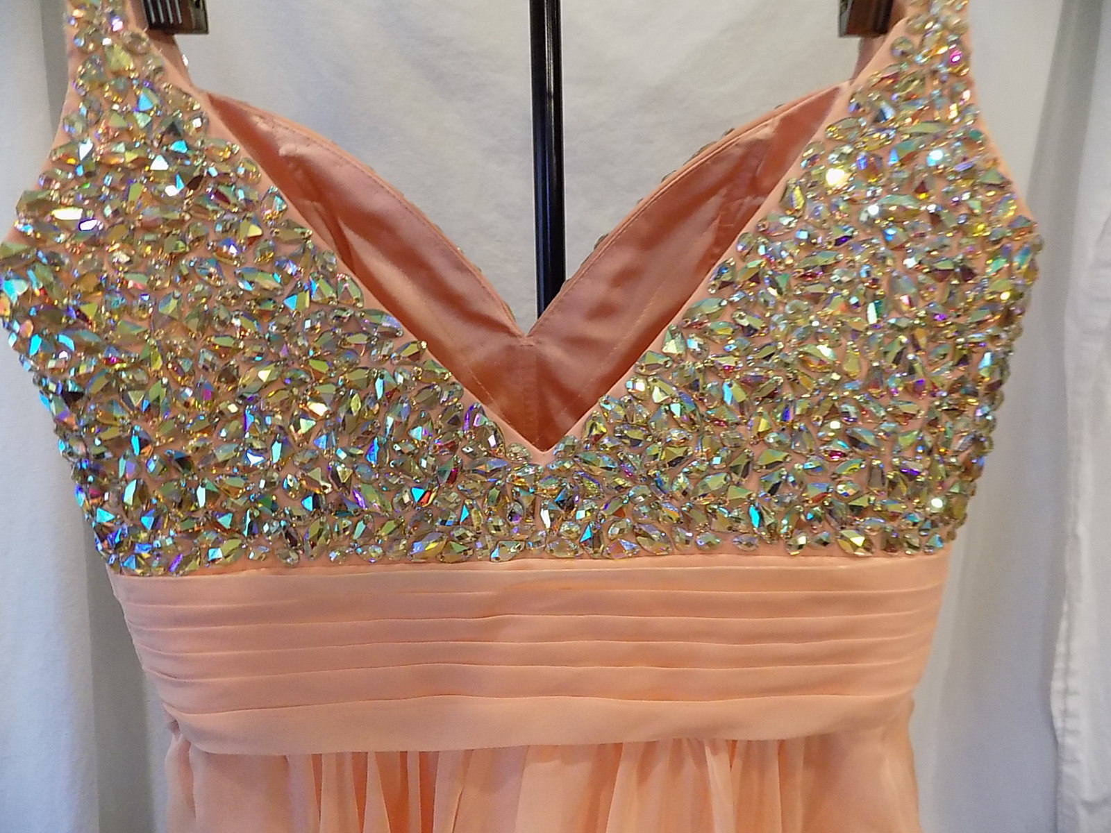 LA FEMME Coral Flowy "Princess" Dress W/Large Multi Stone Decor Size 2 ...