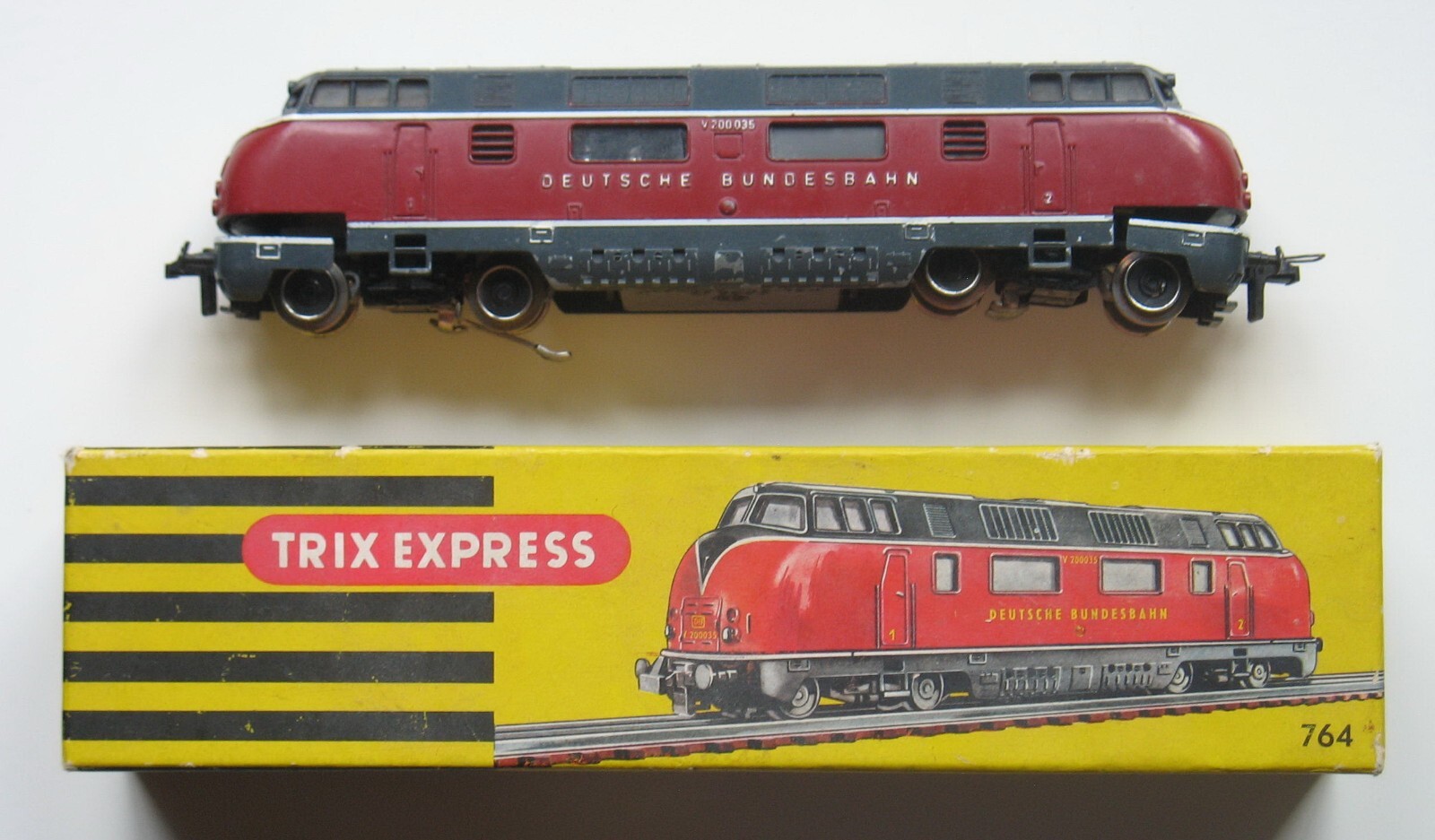 Trix Express 764. Loco Diesel V200 , époque III | eBay