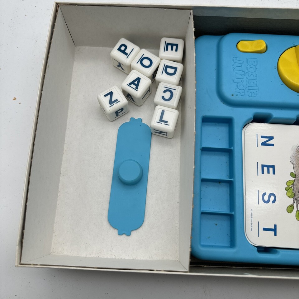 BOGGLE Junior First Edition Preschool Learning Game by Parker Brothers ...