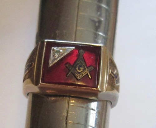 Vintage 10K GOLD Men's Masonic Ring, Red Stone with Diamond Chip | eBay