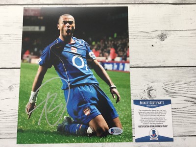 Ashley Cole Signed Autographed Chelsea FC 8x10 Photo Beckett BAS COA b ...