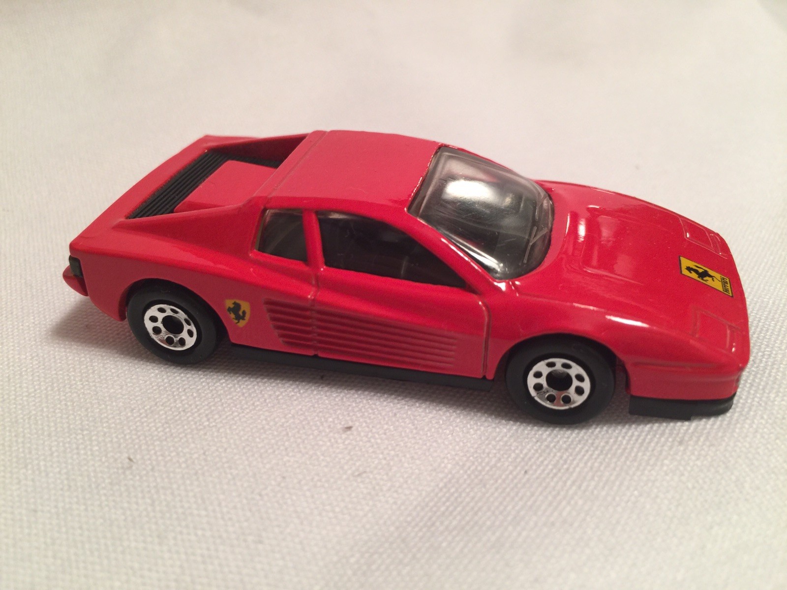 VINTAGE 1986 MATCHBOX FERRARI TESTAROSSA RED W/ LOGOS EXCELLENT 1/59 ...