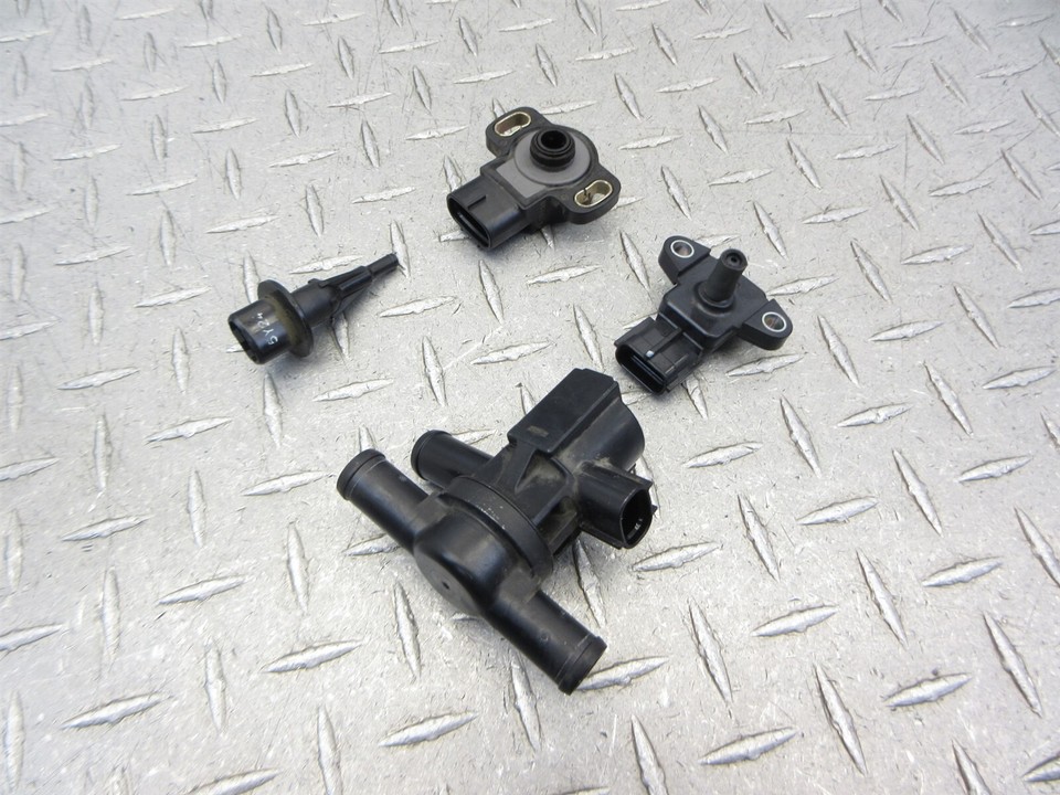 2006 04-09 Yamaha FZ6 FZ6R FZ6RC MAP Throttle Position Air Valve ...
