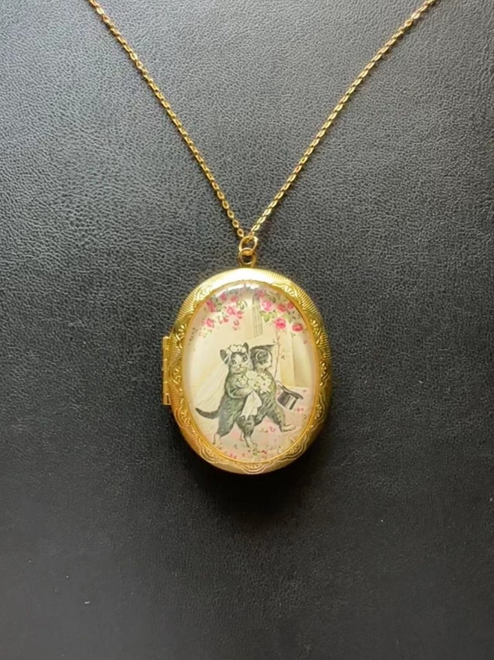 Vintage Wedding Cat Pattern Locket Pendant Oval Photo Locket Necklace ...