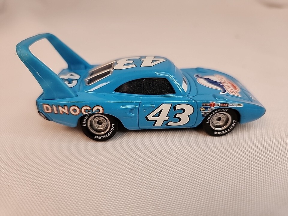 Disney Pixar Diecast Cars The King Dinoco Piston Cup #43 1970 Plymouth ...