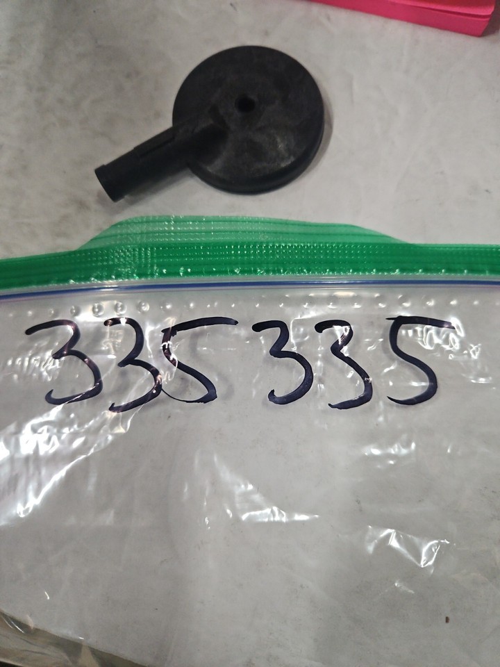 Johnson Evinrude OMC New OEM Outboard Fuel Inlet Filter Cap, 335335 ...