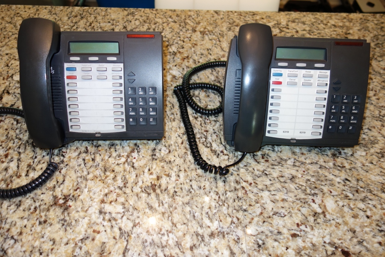 Lot of 2 Mitel Superset 4025 Speaker Display (Dark Grey) w/ Handsets | eBay