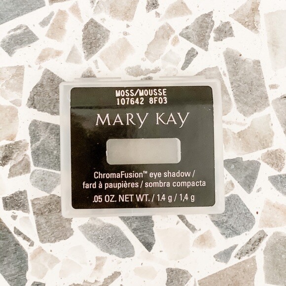 Mary Kay Chromafusion Eyeshadow in Moss | eBay