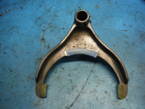 208 C New Process Chevy 4x4 transfer case mode fork 15373 | eBay