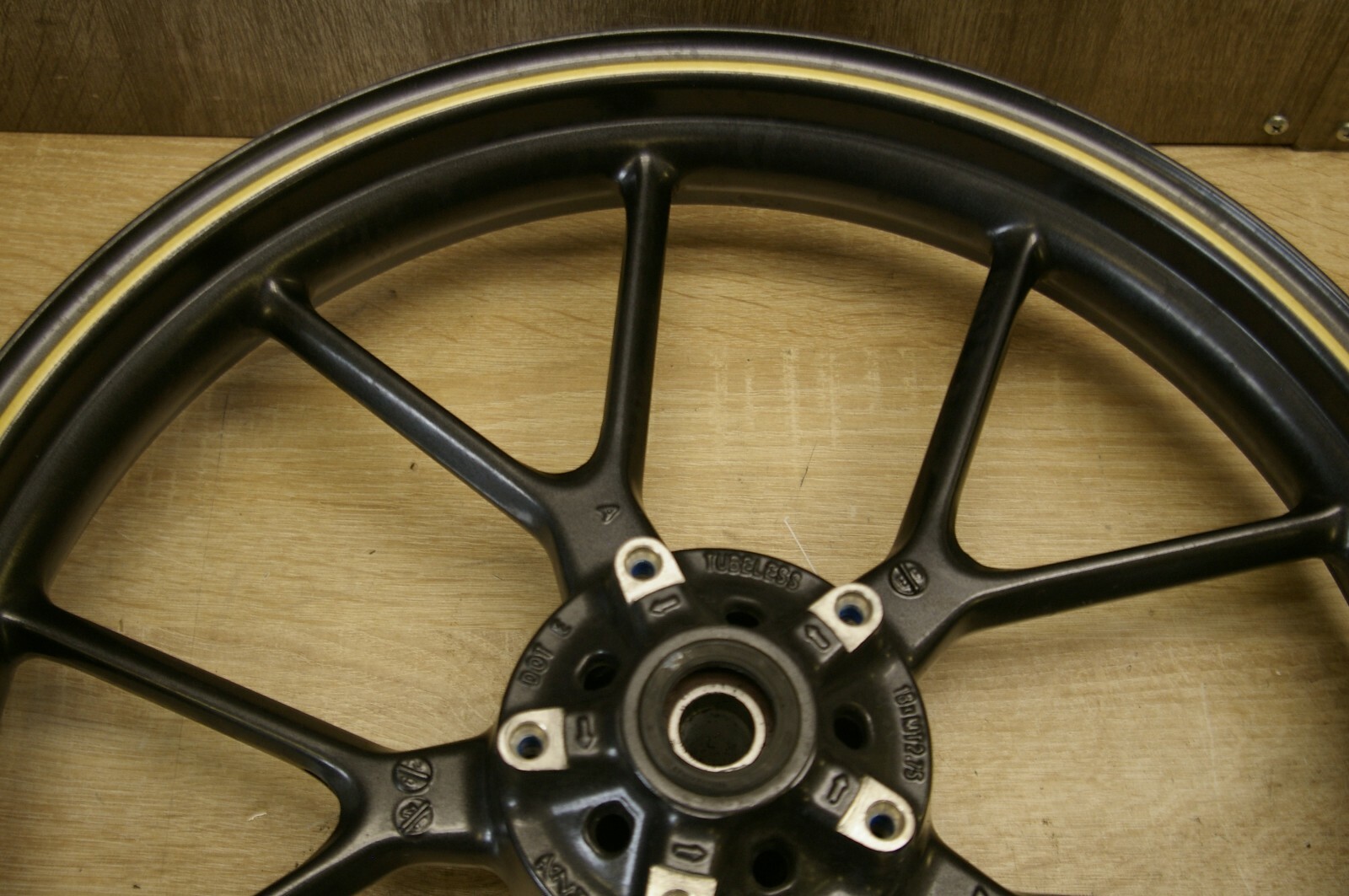 Triumph Street Twin / Cup 900 front wheel rim 2016 - 2017 BUCKLED | eBay UK