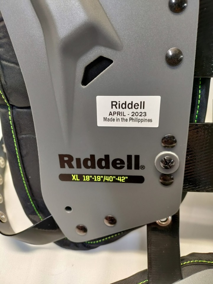 Riddell Power Amp Football Shoulder Pads With Backplate Junior Varsity ...