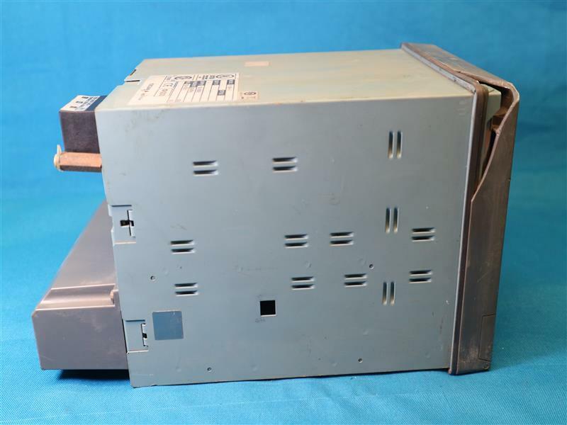 Yokogawa Fx106-4-2 Fx100 6 Channel Paperless Recorder With CF Drive ...