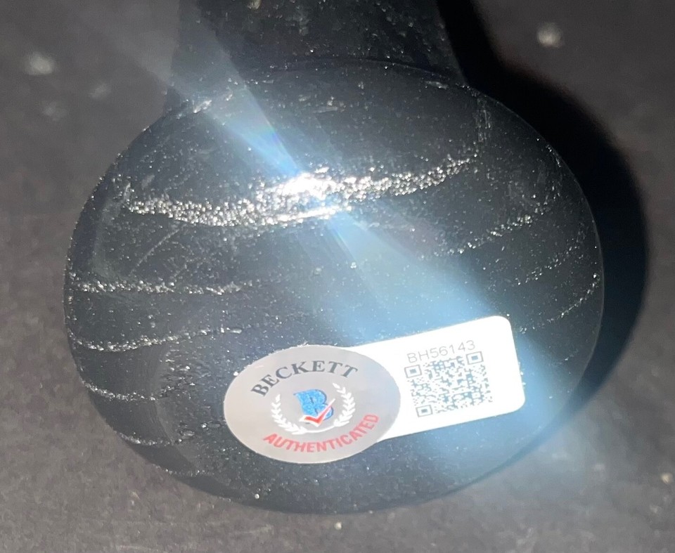 Brandon Belt Blue Jays Giants Auto Signed Black Bat Beckett Hologram ...