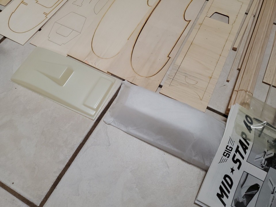 Vintage SIG Mid Star 40 RC Balsa Airplane Kit 64.5" Wingspan - *READ ...