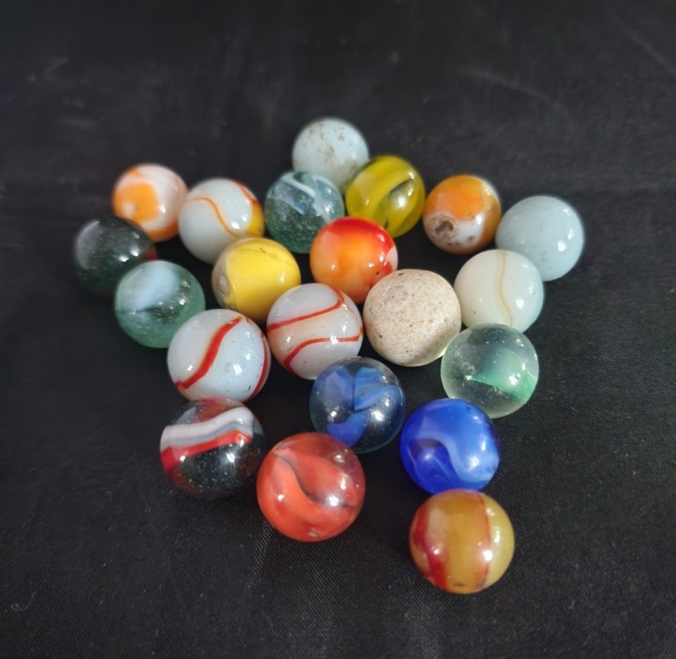 Vintage Marbles-Swirled With Colors.Few Large Special Ones & Some New In The Mix | eBay