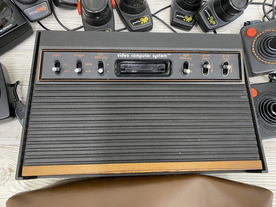 Atari Video Computer System Console with 10 Controllers CX-2600 /rb | eBay