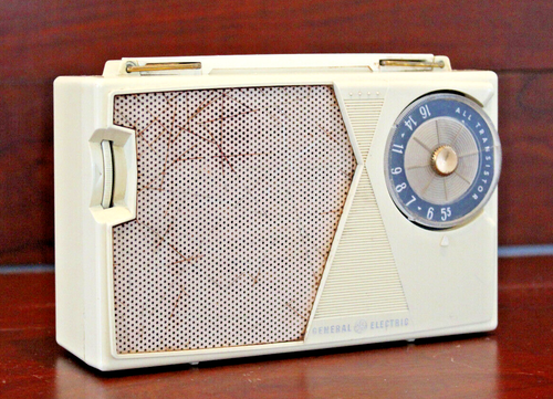 GE Portable AM Transistor Radio Model P-805A White for Repair - 1960 | eBay