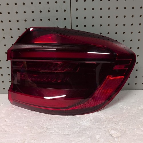 2018-2021 BMW X3 G01 RIGHT PASSENGER OUTER TAIL LIGHT OEM 7408740 (4101 ...