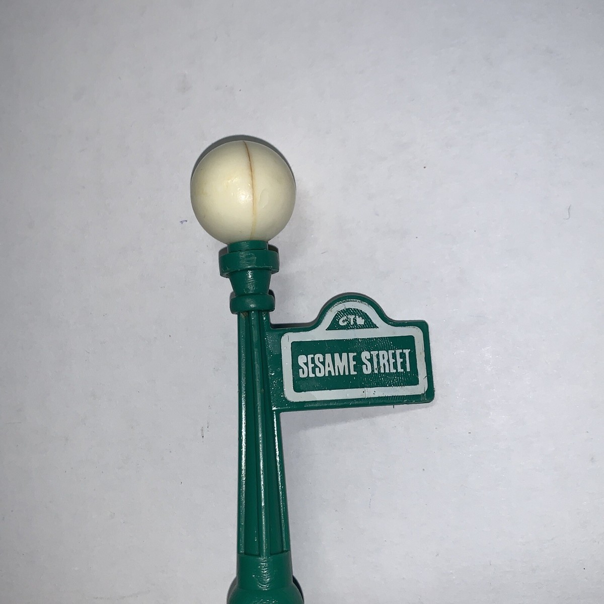 Sesame Street Lamp Post LEGO Oscar The Grouch Sesame Street Sign