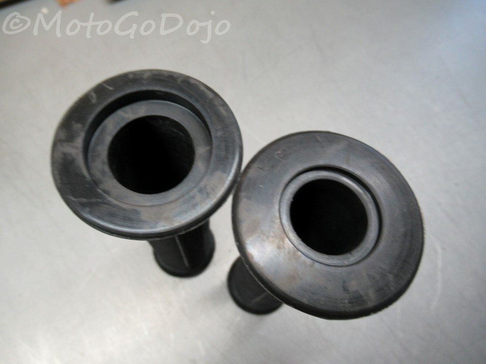 Early Husqvarna Magura Type Handlebar Grips Pre 1980 PAIR-- RIGHT AND ...
