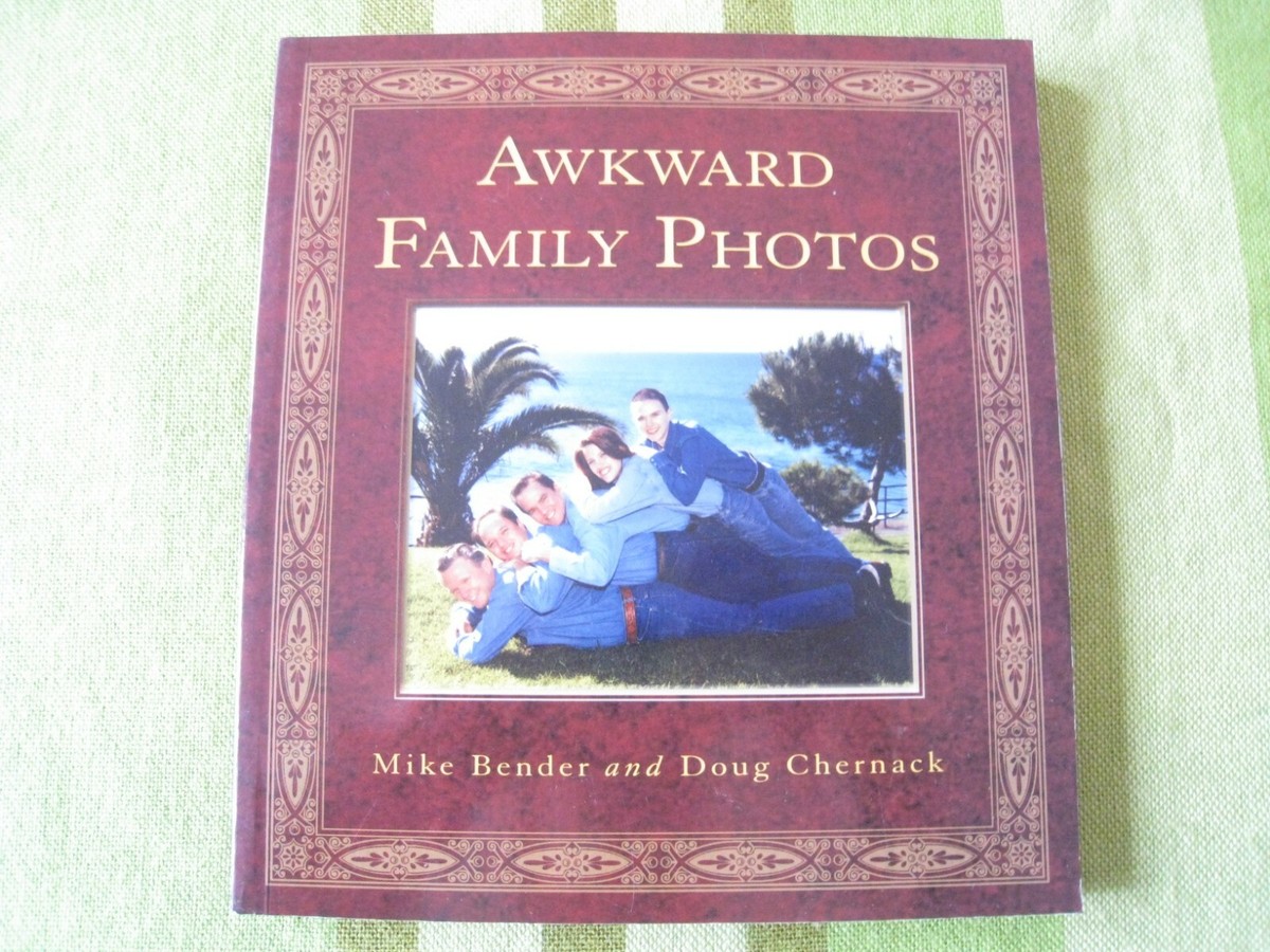 Awkward Family Photos Book Who Makes Three Siblings Commemorate Their