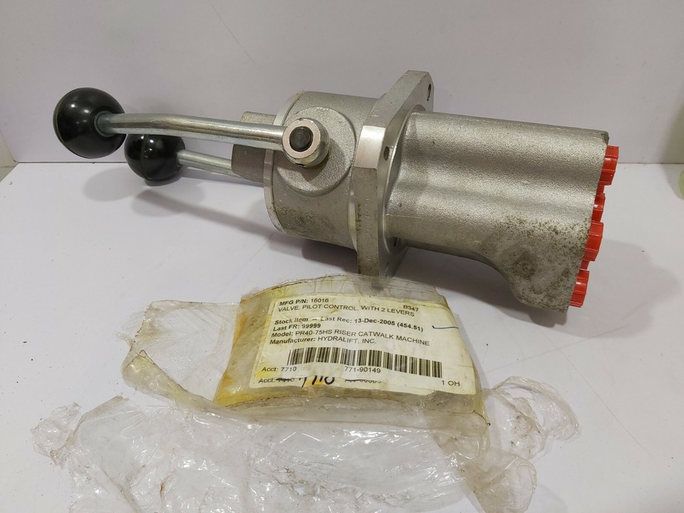 Hydralift 16016 Pilot Control Valve With 2 Levers C919321007126C1 PR40 ...